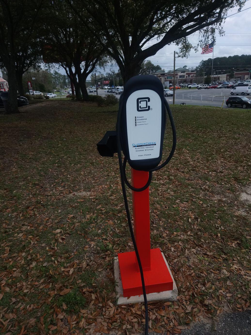 U-Haul Moving & Storage | Tallahassee, FL | EV Station