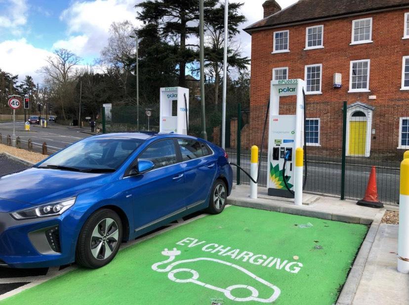 BP Bagshot | 40 London Road, Bagshot, GU19 5HL, United Kingdom | EV Station