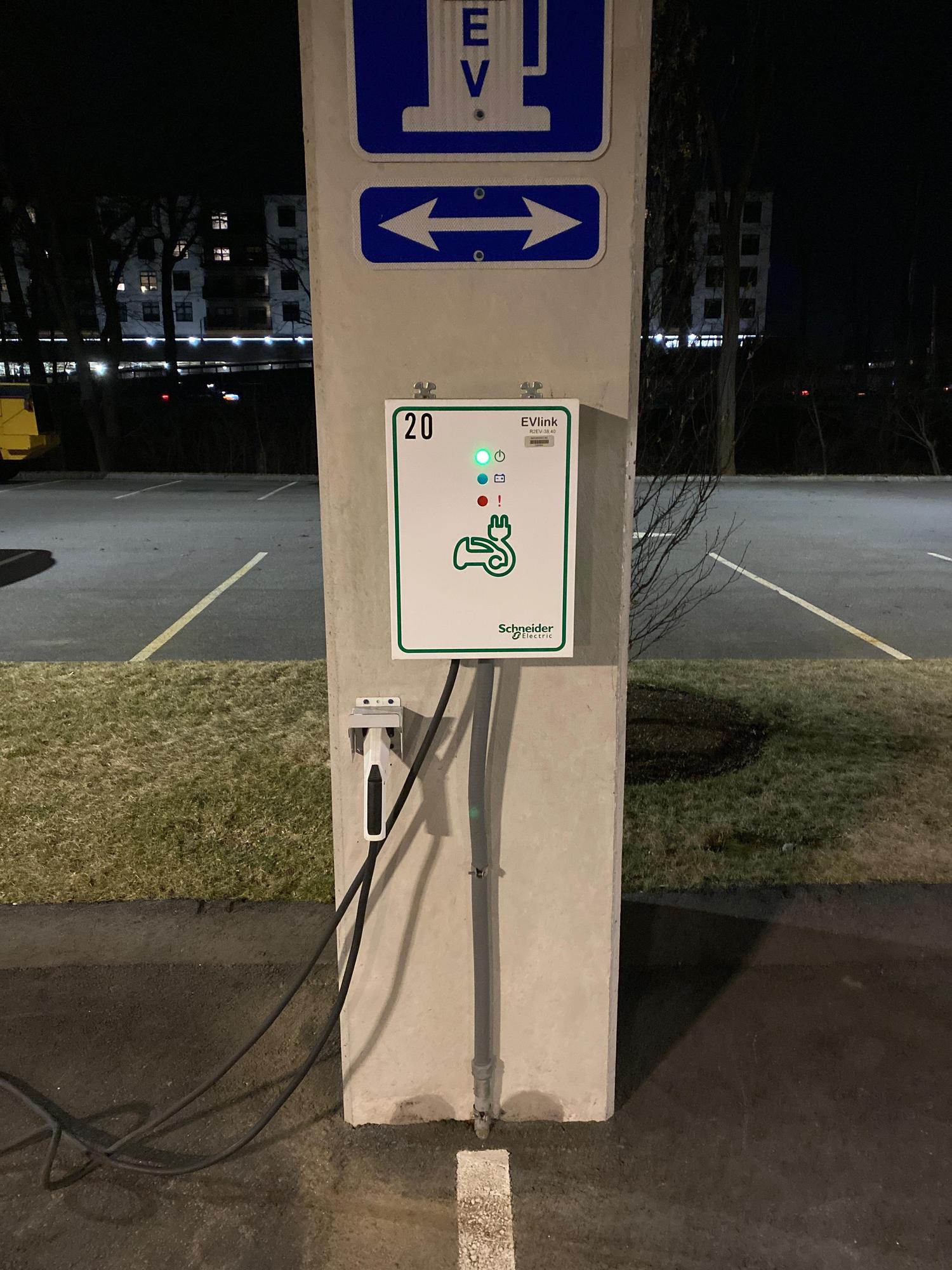 MathWorks Lakeside Campus Employee Garage | Natick, MA | EV Station