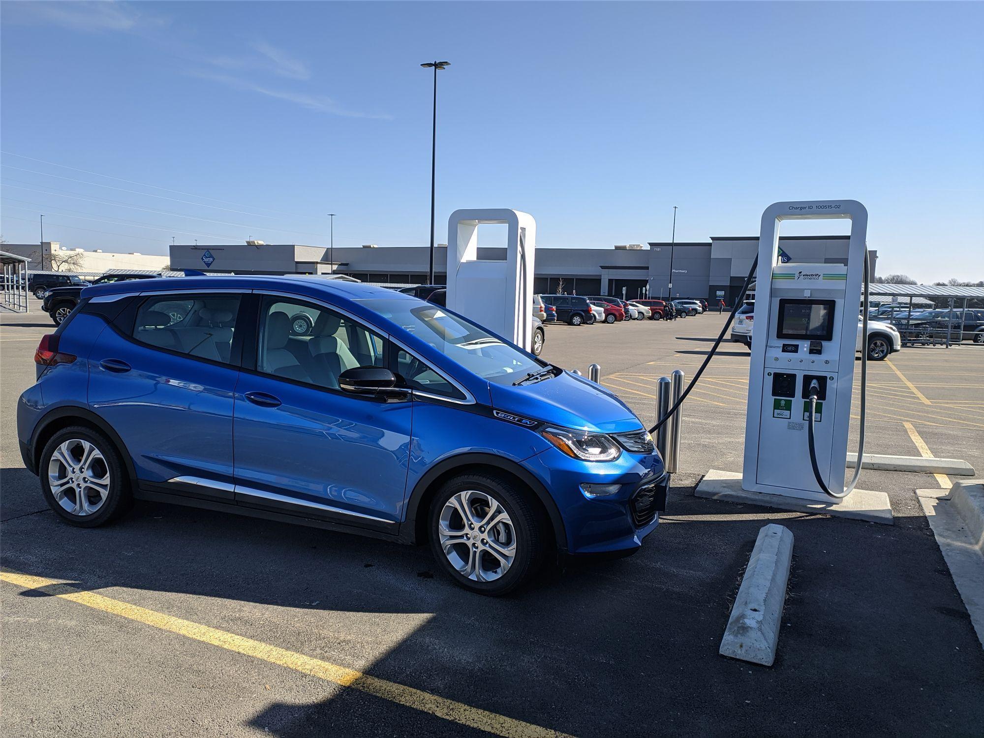 Sam’s Club | Rockford, IL | EV Station