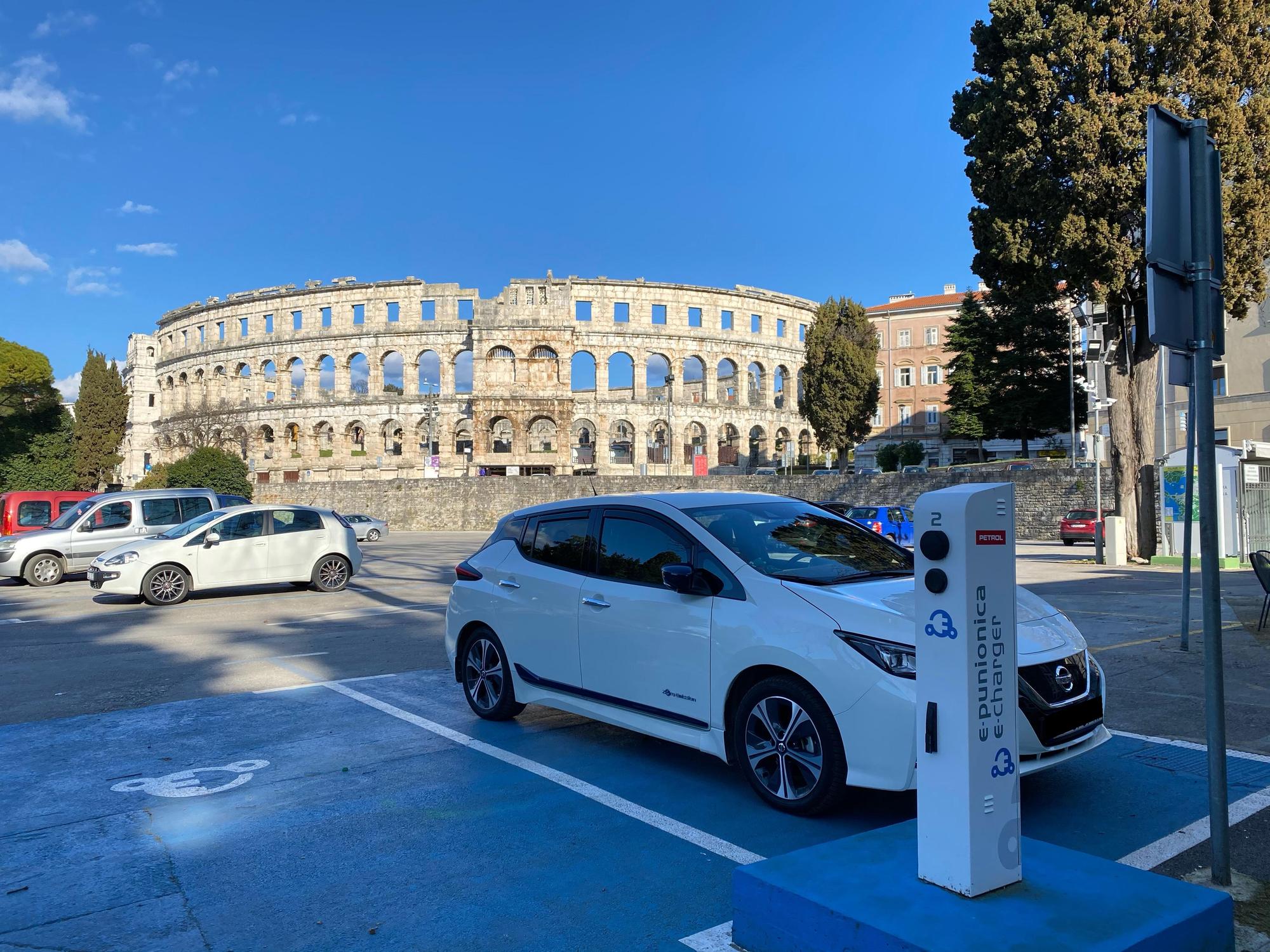 Parking Karolina | Pula, Istarska županija | EV Station