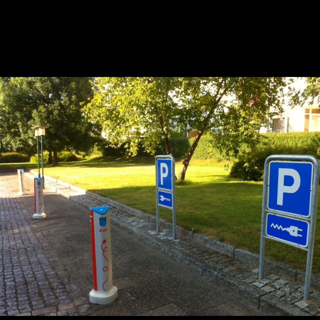 Herlev Library | Herlev Bygade 70, 2730 Herlev, Denmark | EV Station