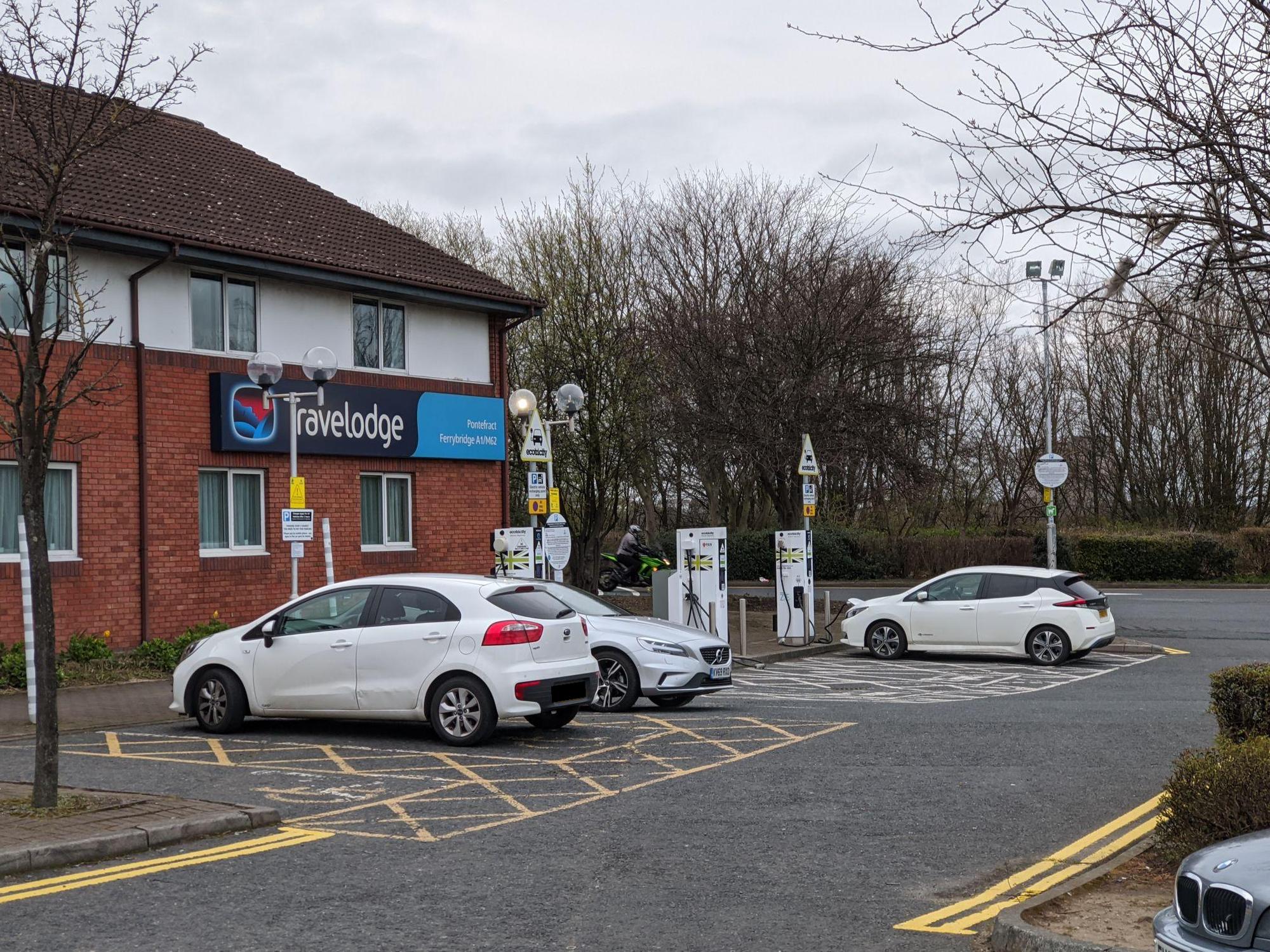 Moto Ferrybridge (1) | Moto Services, M62 Motorway Jct 33 / A1(M ...