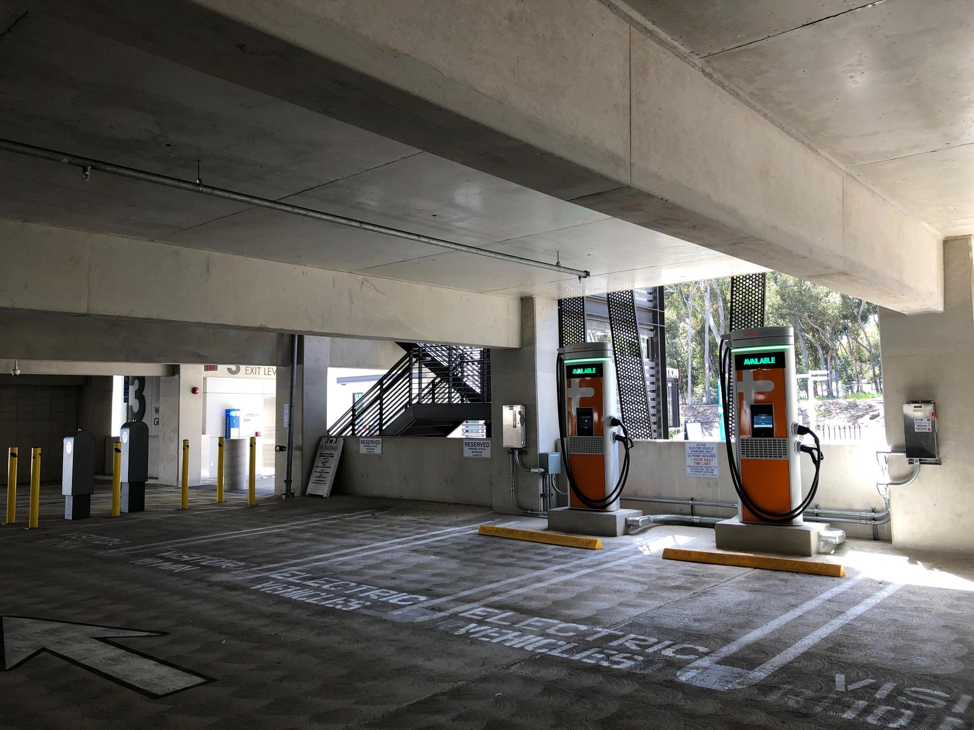 UCSD - South Parking Structure (1) | San Diego, CA | EV Station