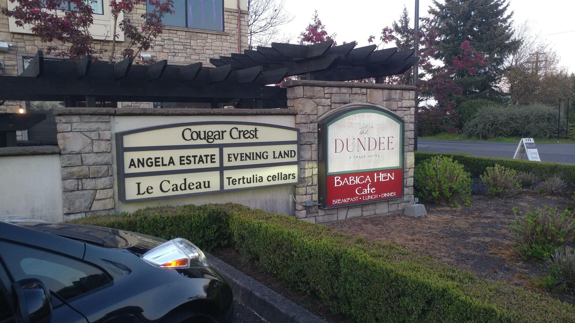 The Dundee - A Trace Hotel | Dundee, OR | EV Station