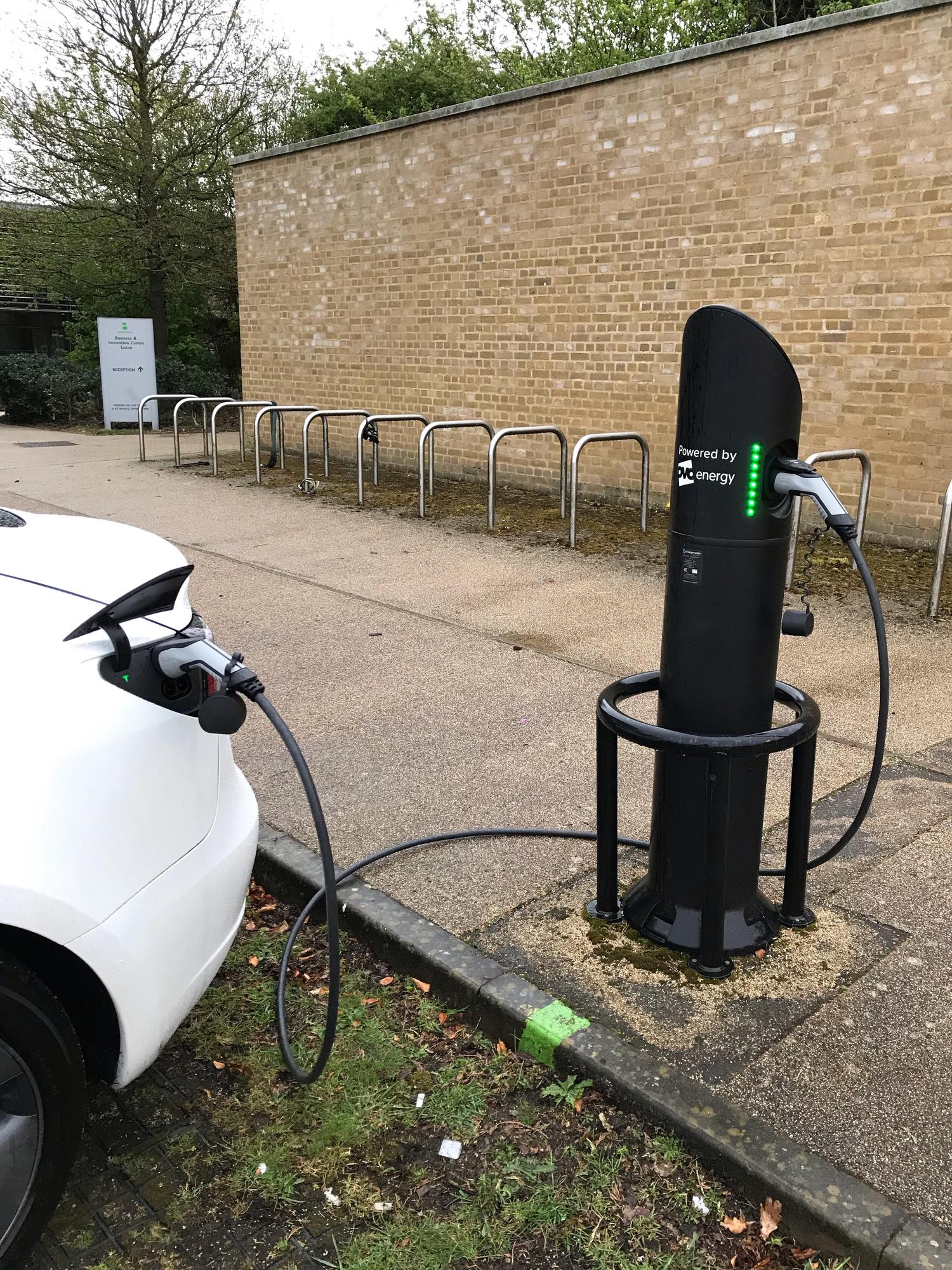 Basepoint Business & Innovation Centre Luton | Luton, England | EV Station