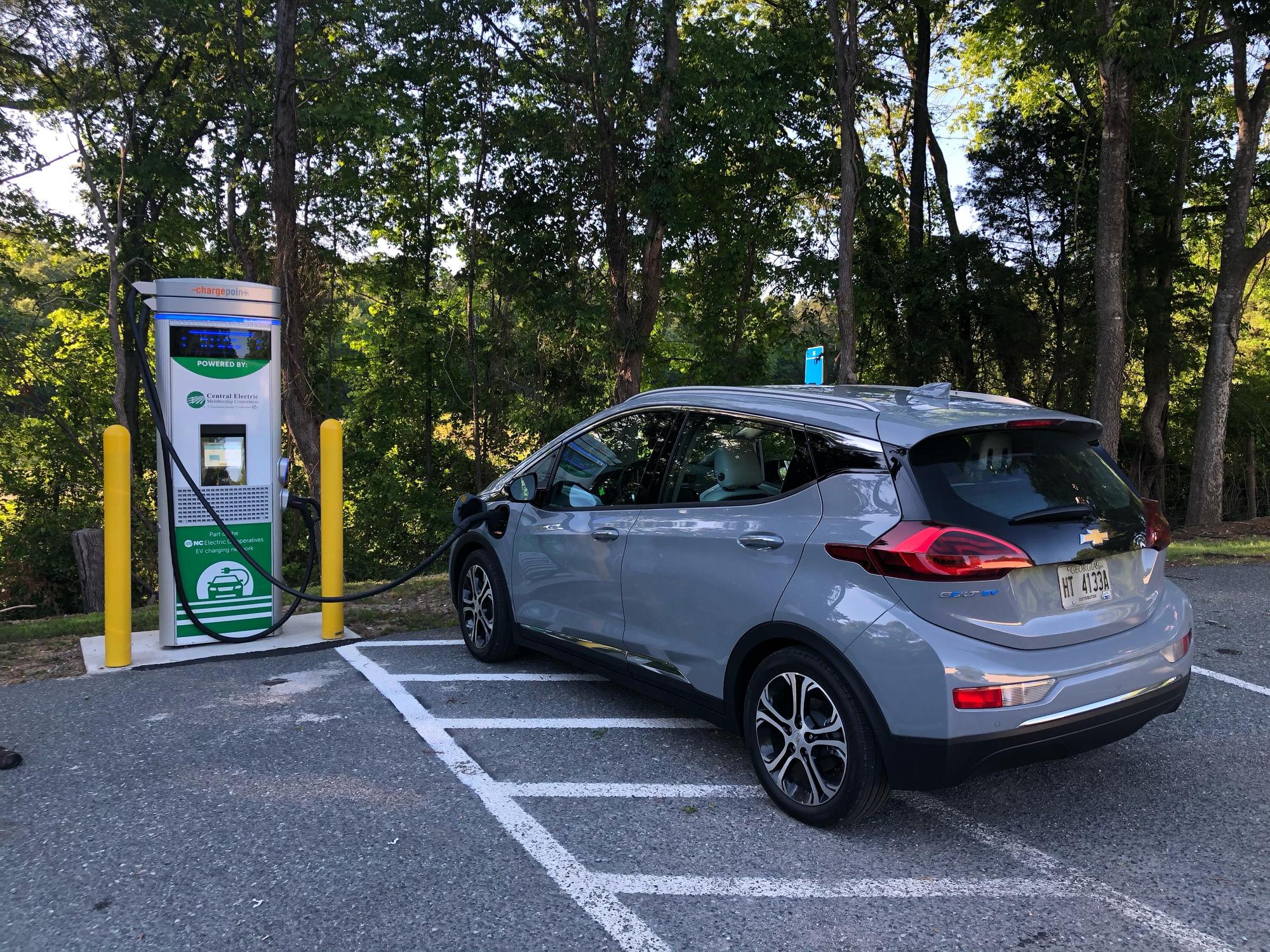Jordan Dam Mini Mart Exxon | Moncure, NC | EV Station