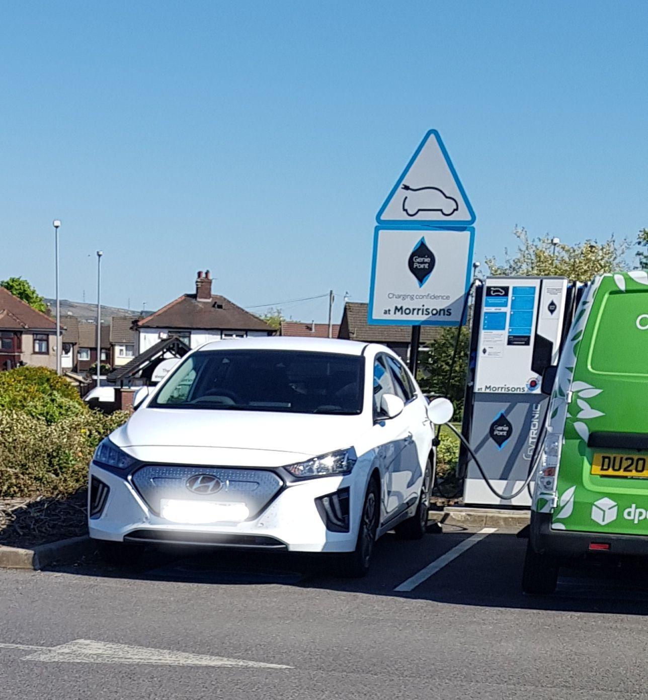 Morrisons Rochdale | 285 Kingsway, Rochdale, Lancashire, OL16 4AT, UK ...