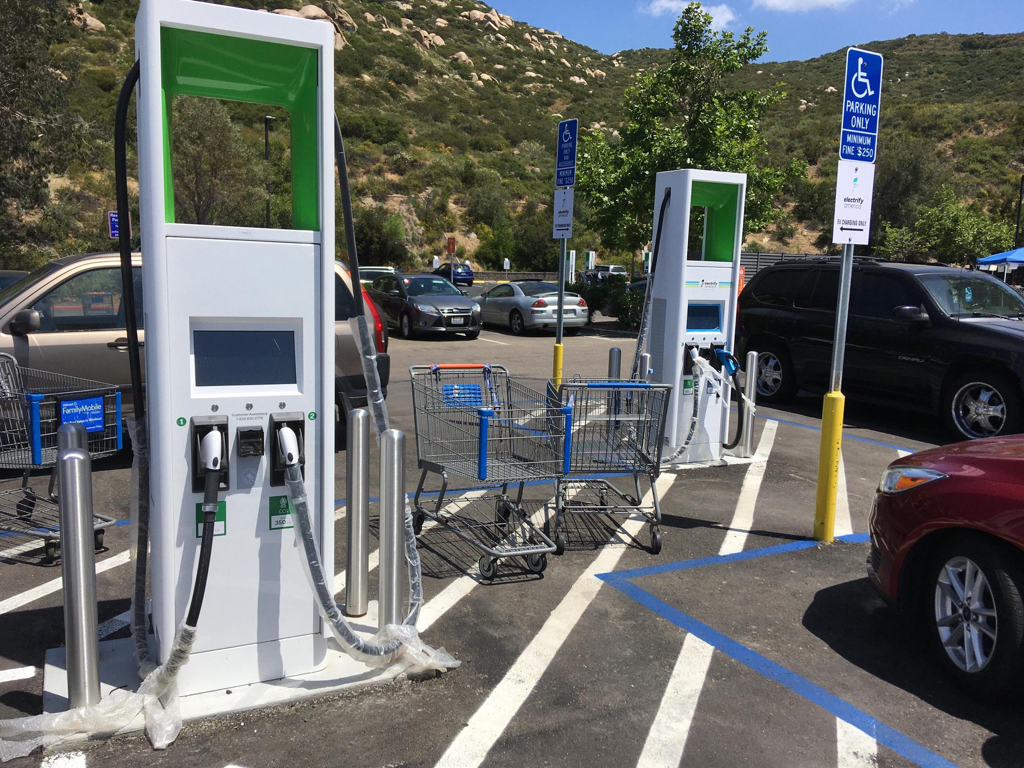 Walmart Supercenter El Cajon | El Cajon, CA | EV Station