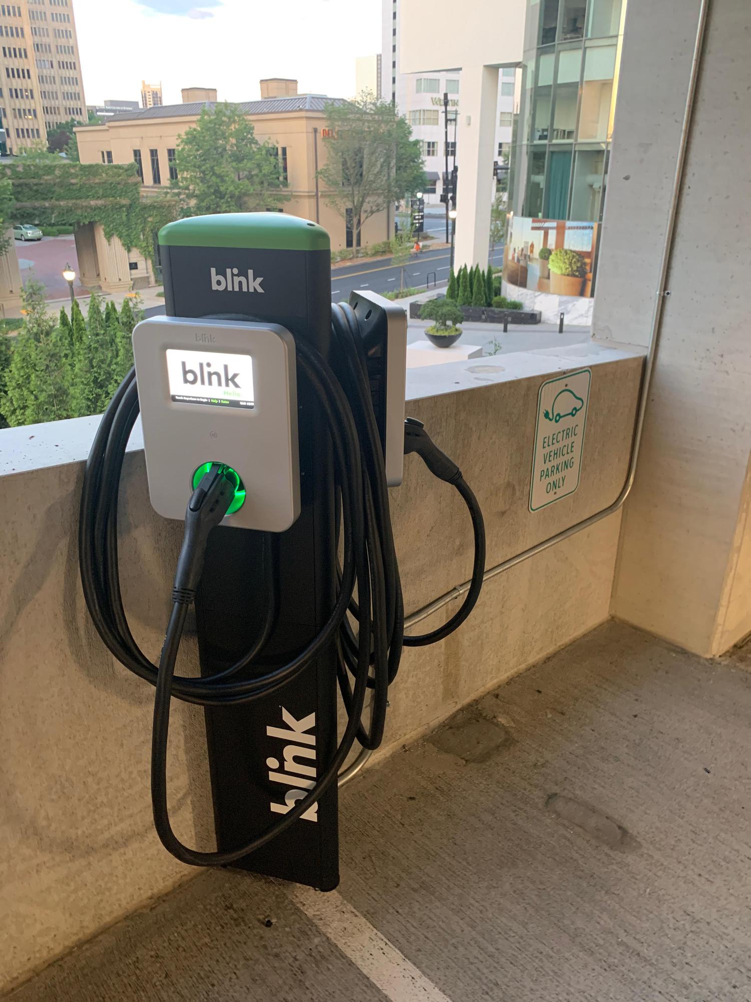 Icon Buckhead Luxury Apartments | Atlanta, GA | EV Station