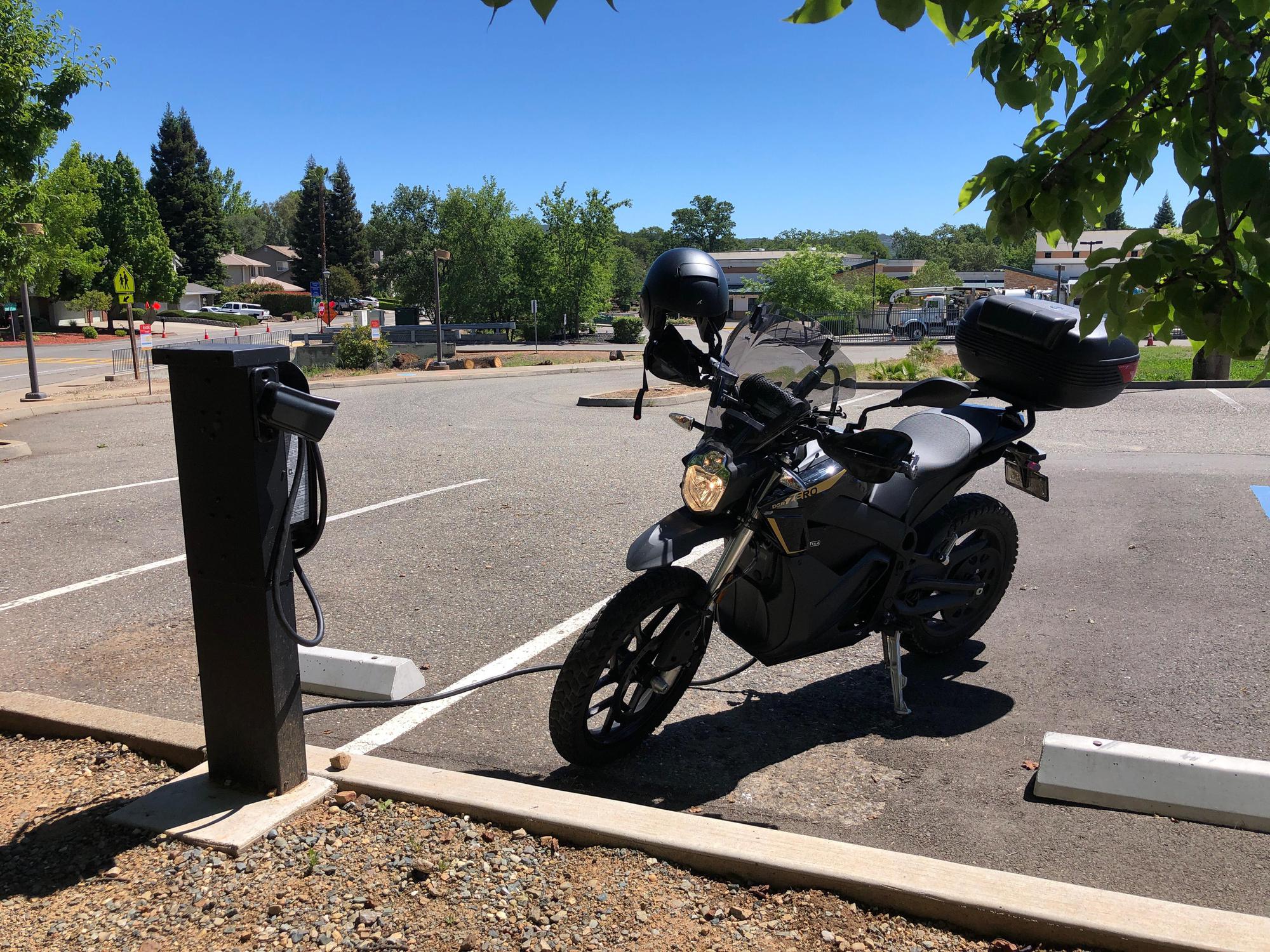 Cameron Park Library | Cameron Park, CA | EV Station