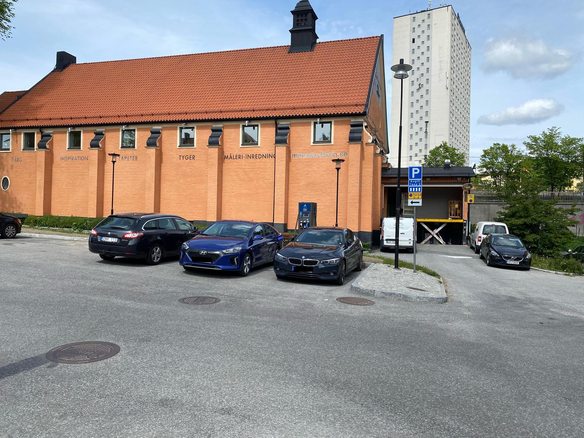 Alvik centrum [InCharge] | Gustavslundsvägen 172, 167 51 Bromma ...