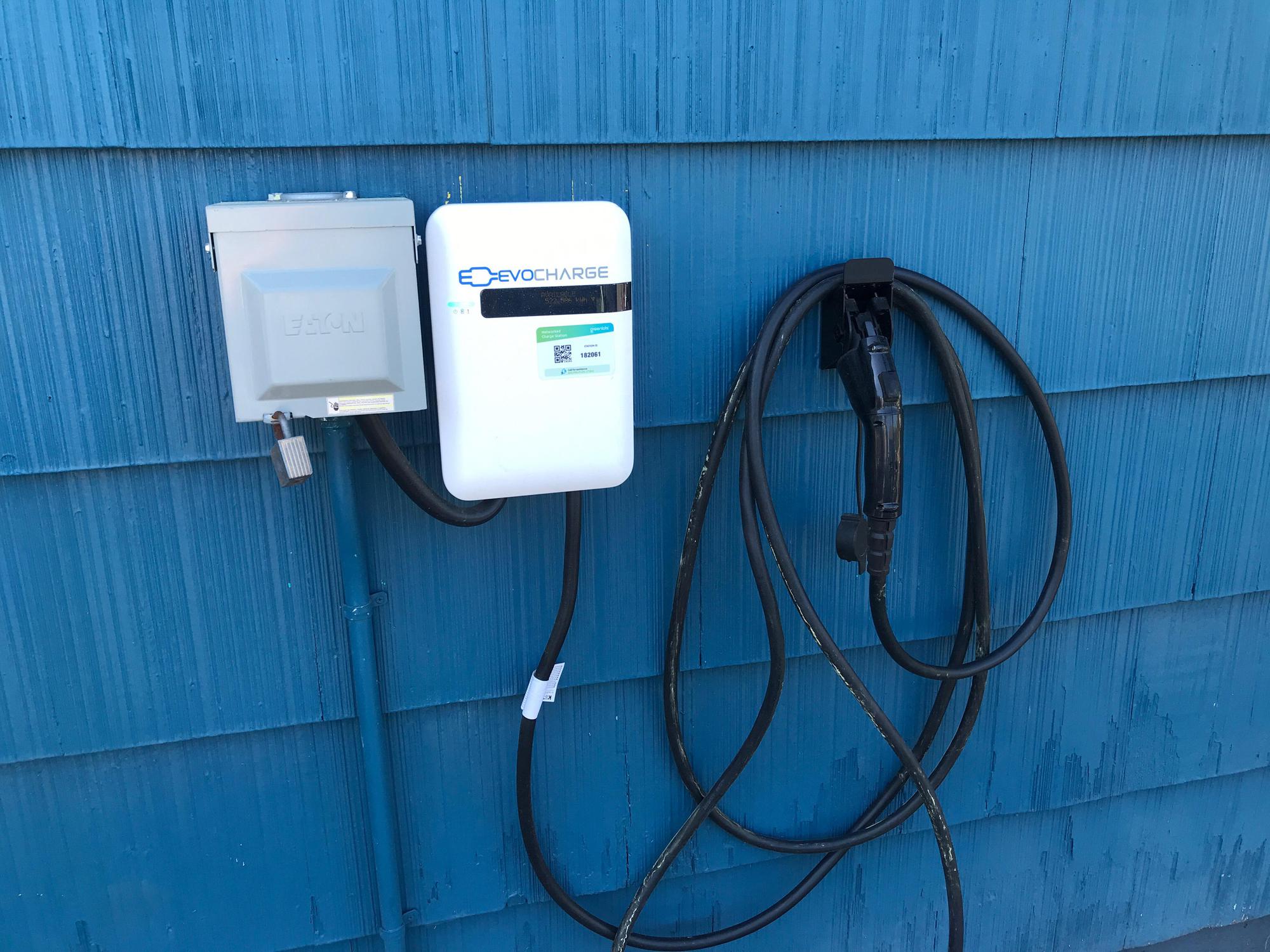 North Division Bicycle | Spokane, WA | EV Station