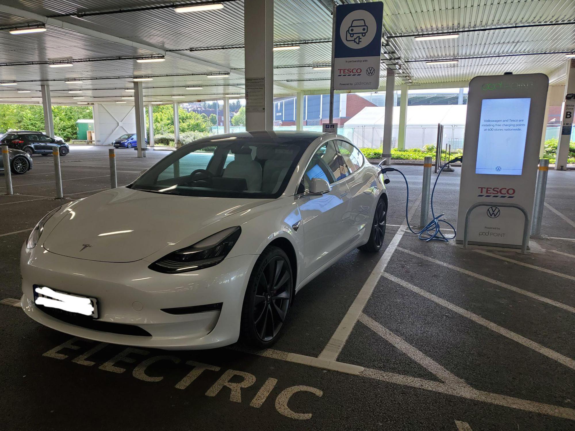 Tesco Extra | 3 Lockoford Ln, Chesterfield S41 7JB, UK | EV Station