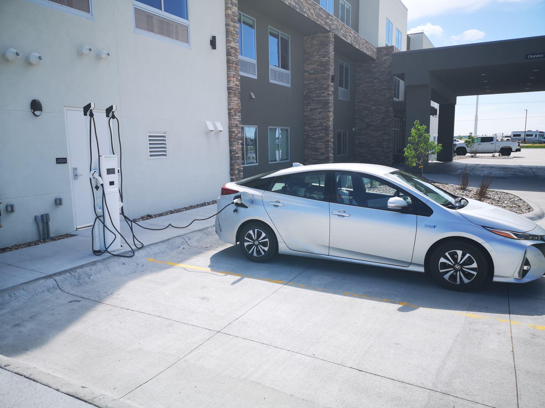 Best Western Plus, Ogallala, NE | Ogallala, NE | EV Station