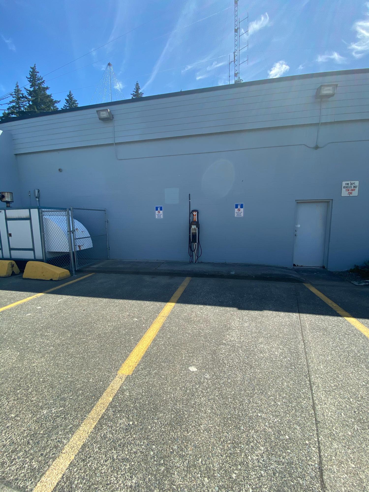 Comox Fire Hall | Comox, BC | EV Station