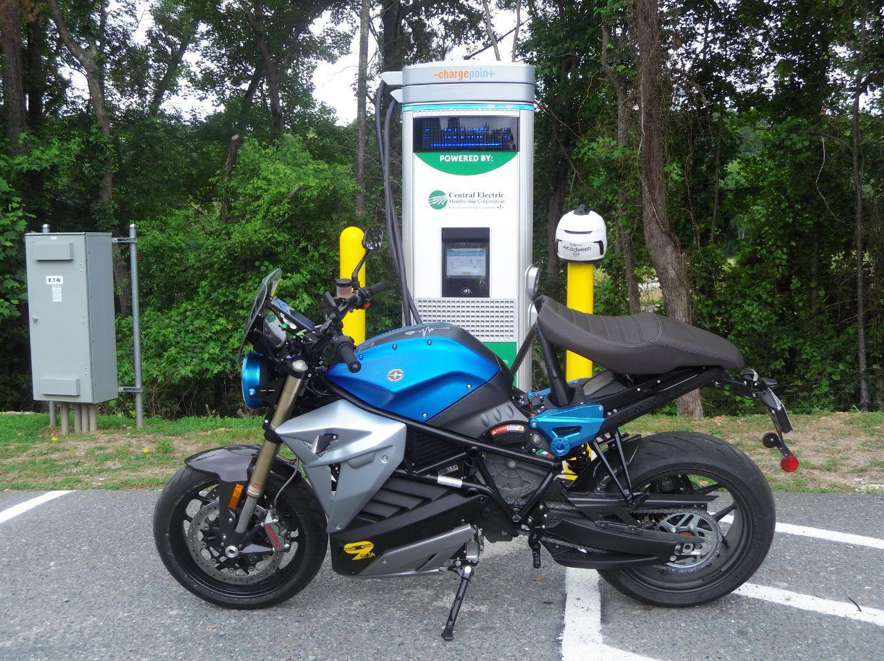 Jordan Dam Mini Mart Exxon | Moncure, NC | EV Station