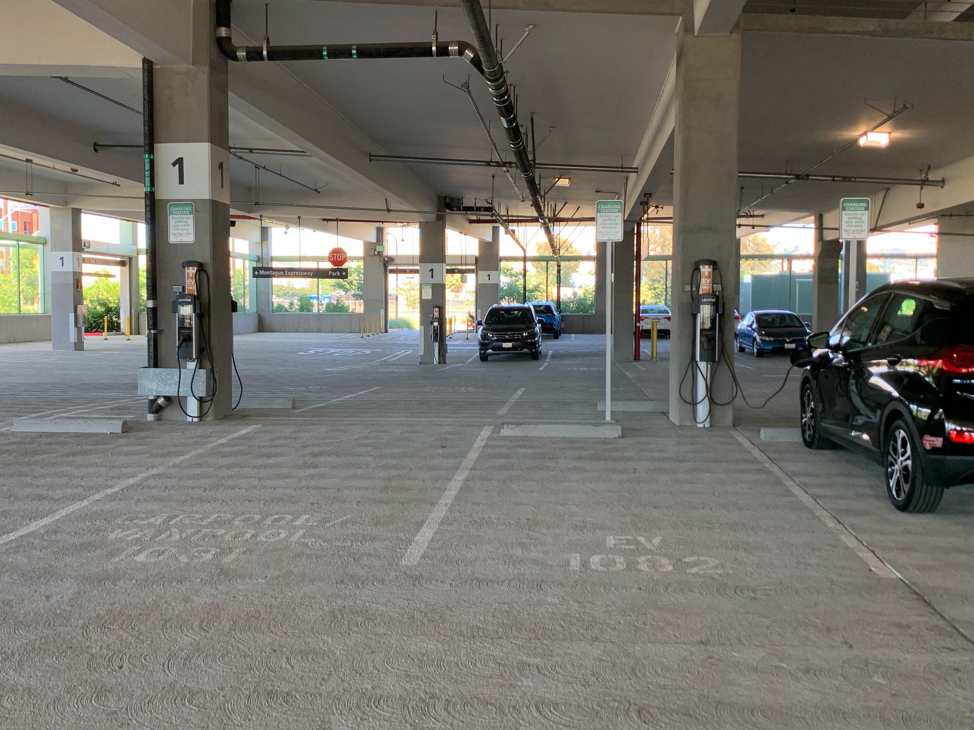 BART/VTA - Milpitas Transit Center | Milpitas, CA | EV Station