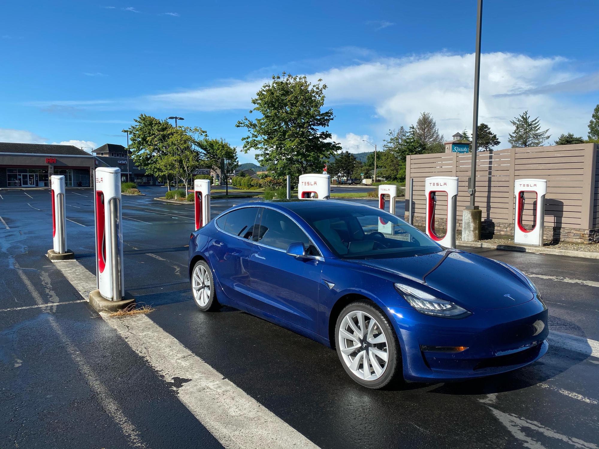 Seaside Factory Outlet Center | Seaside, OR | EV Station