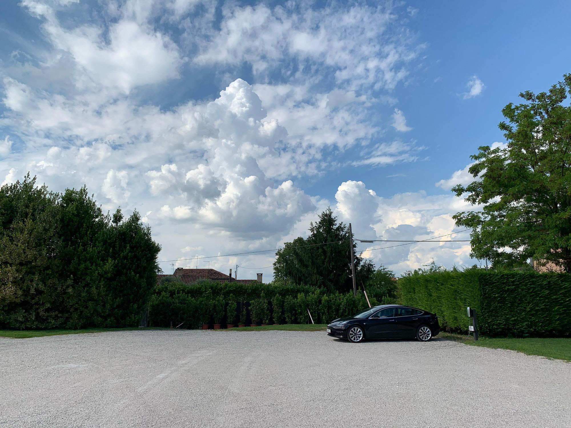 Relais & Chateaux Villa Franceschi | Mira, Veneto | EV Station