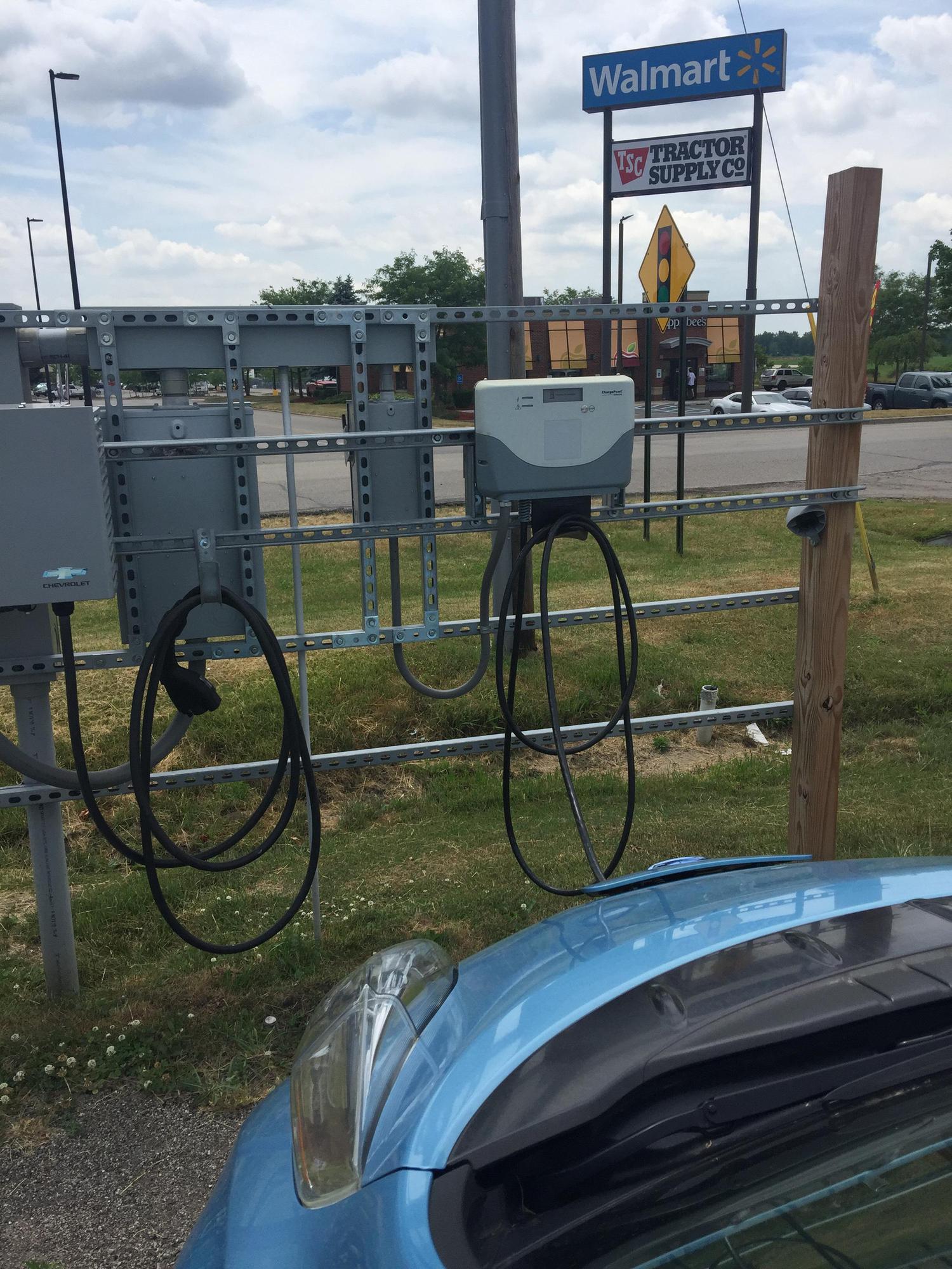 Team One Chevrolet Buick GMC - Lansing Rd | Charlotte, MI | EV Station