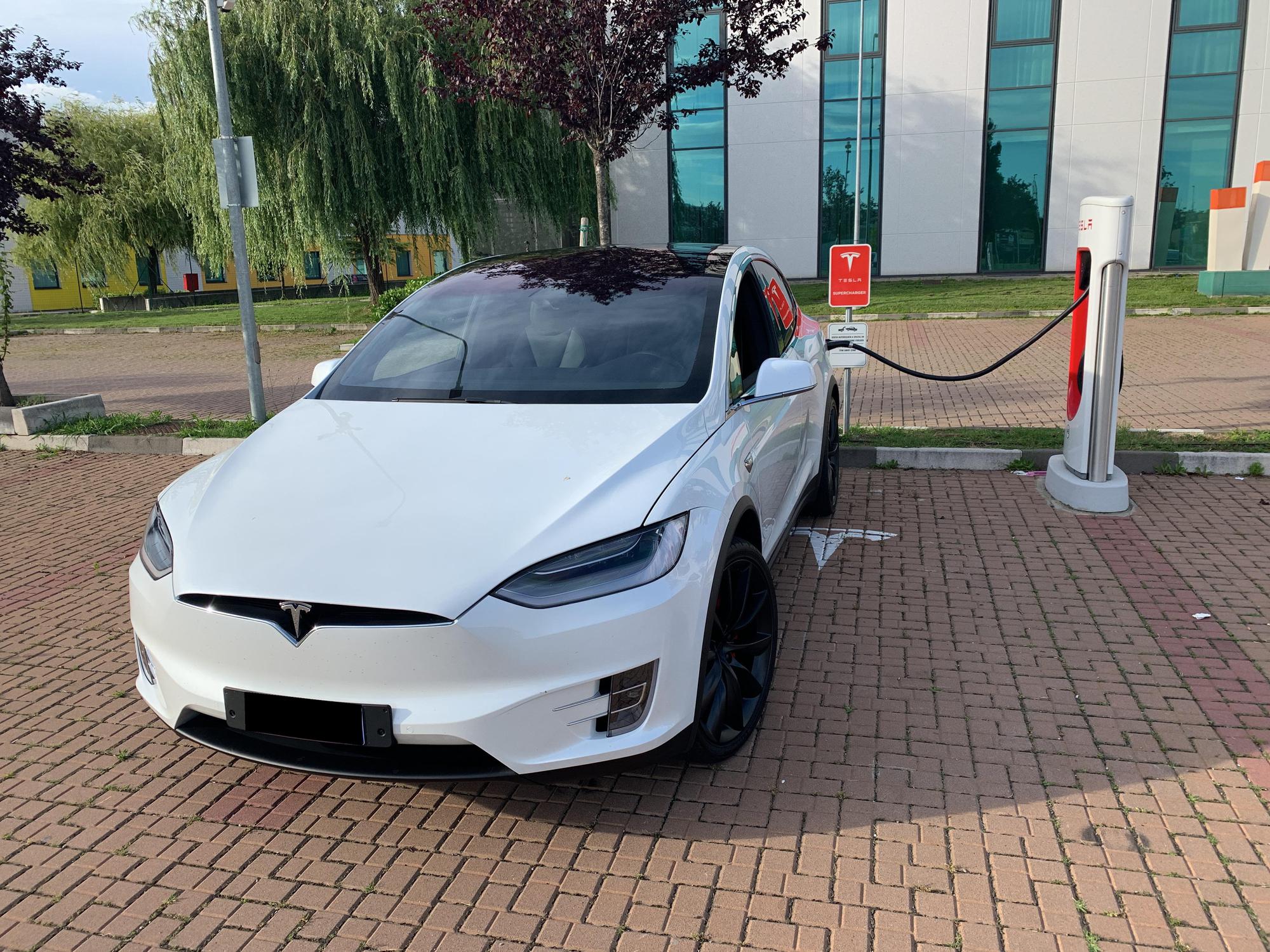 Friem Spa | Segrate, Lombardia | EV Station