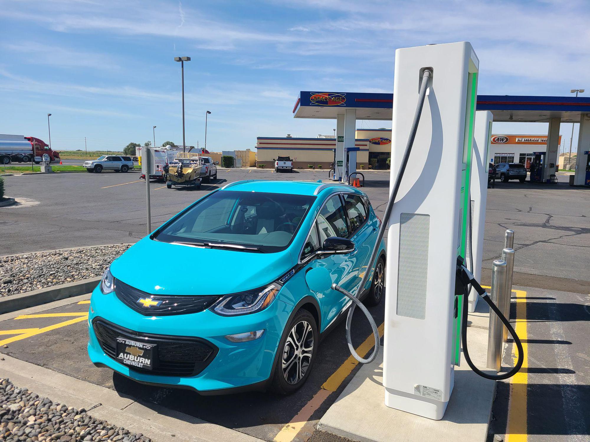 Space Age Fuel | Hermiston, OR | EV Station