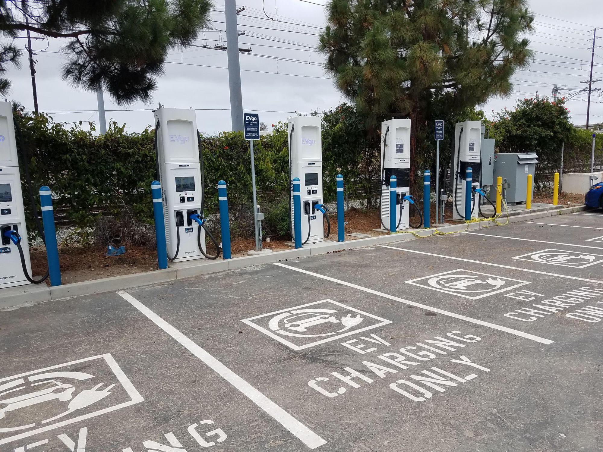 Caltrans District 11 Headquarters (1) | San Diego, CA | EV Station