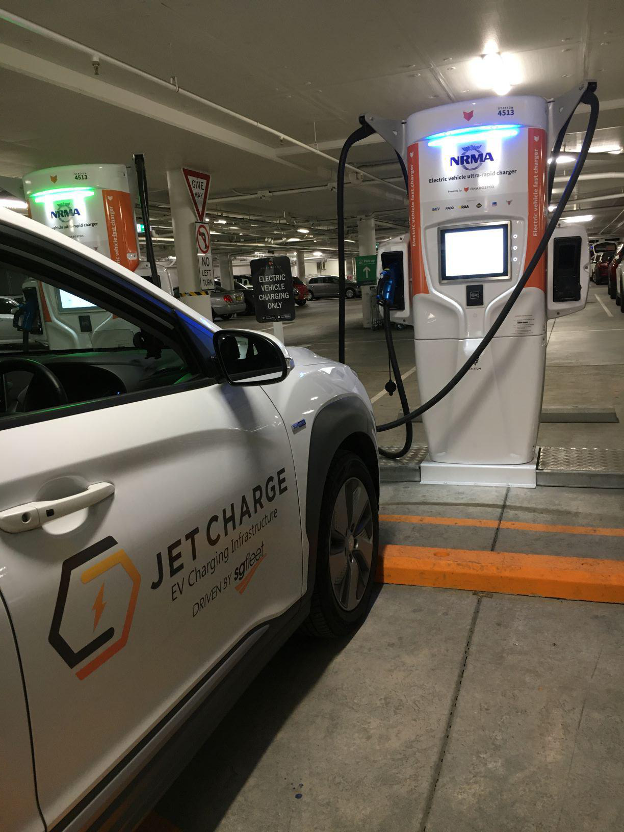 Woolworths Shell Cove | Shell Cove, NSW | EV Station