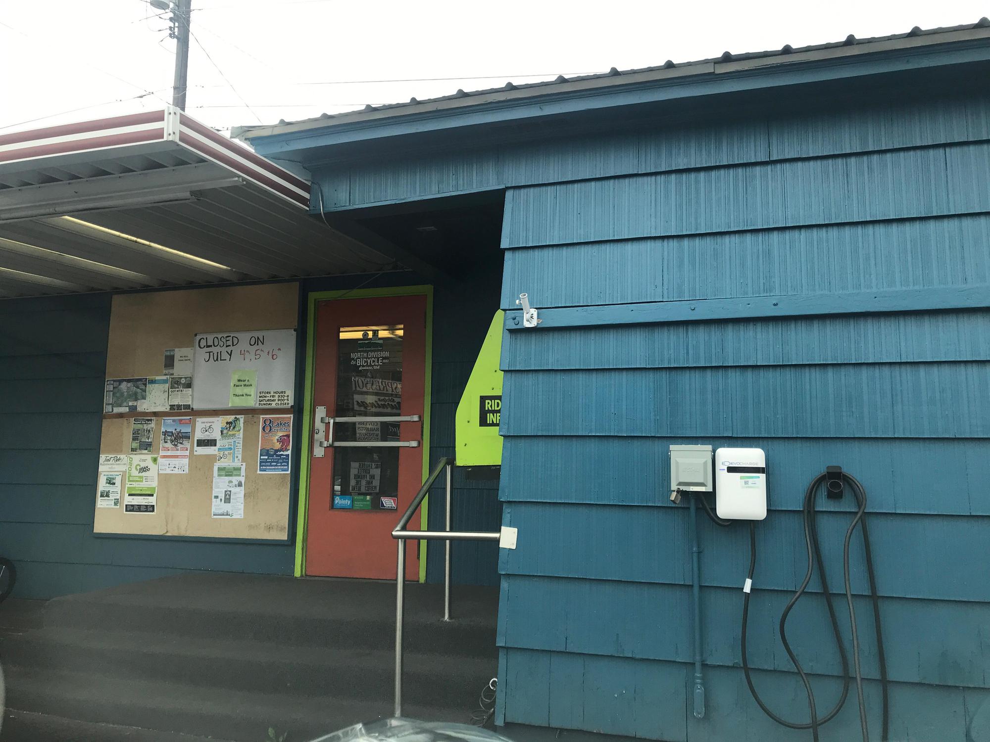 North Division Bicycle | Spokane, WA | EV Station