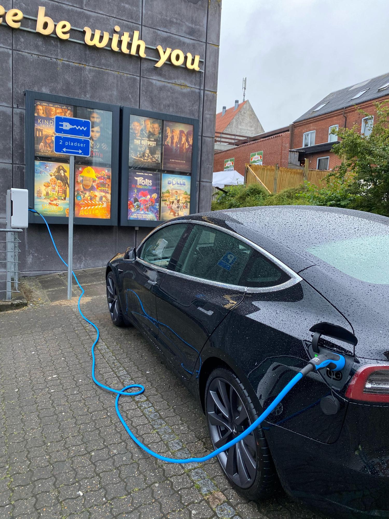 Apollon Struer | Anlægsvej 4, 7600 Struer, Danmark | EV Station