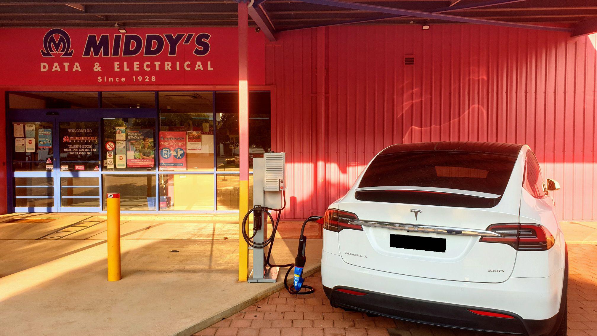 Middys Darwin (Woolner) | Woolner, NT | EV Station