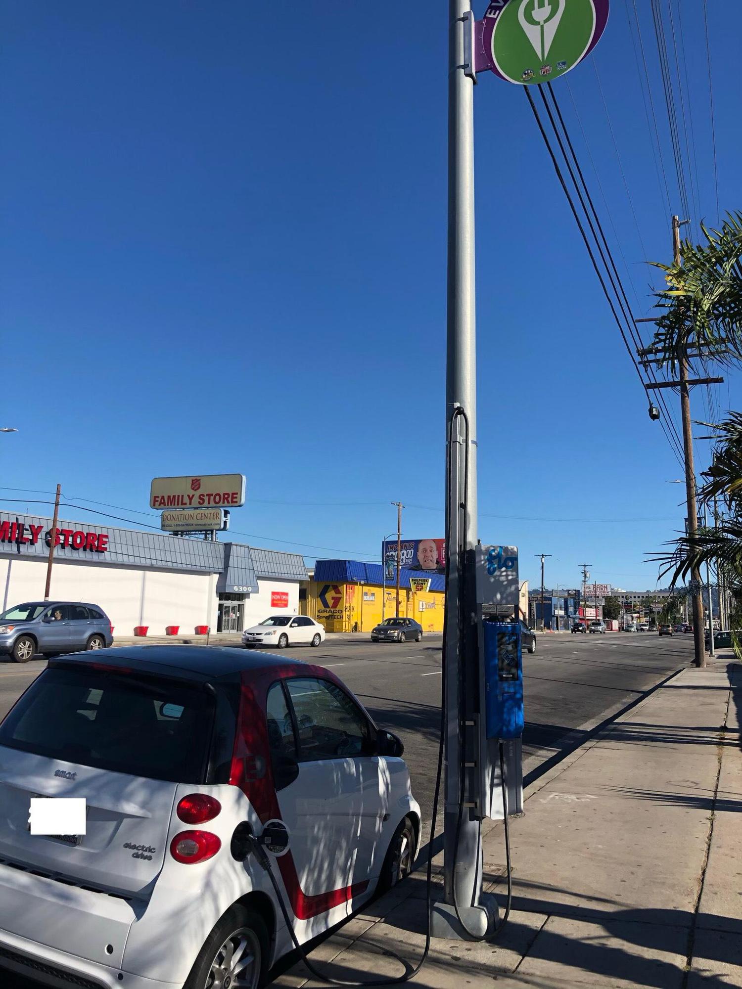 6316 Sepulveda Blvd Parking | Los Angeles, CA | EV Station