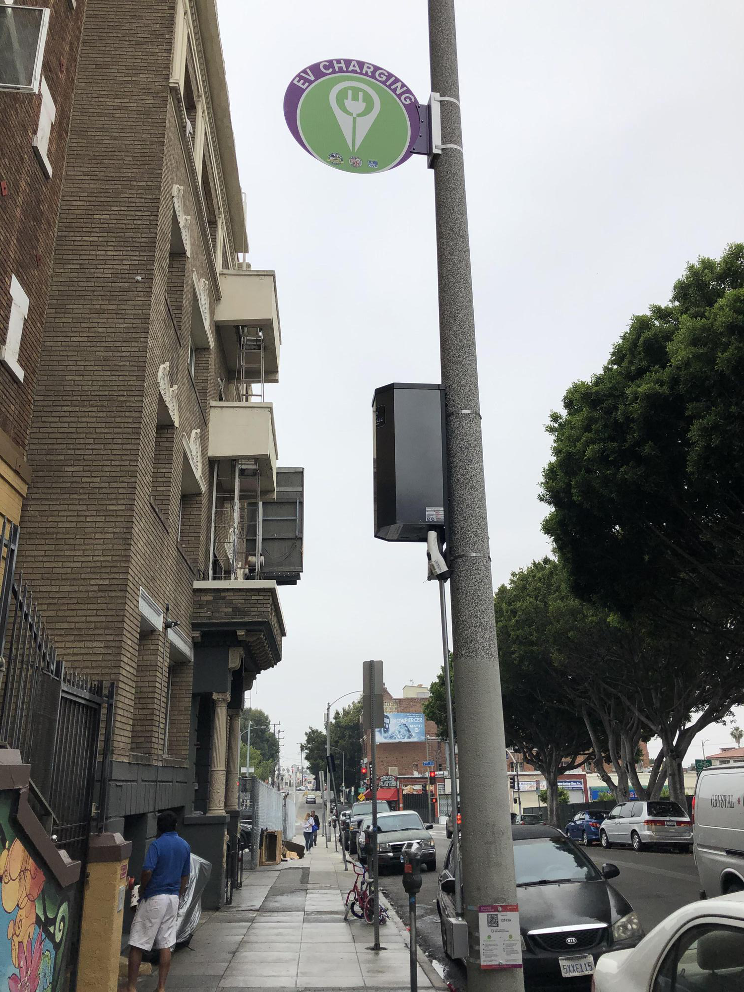 Rampart Blvd Parking | Los Angeles, CA | EV Station