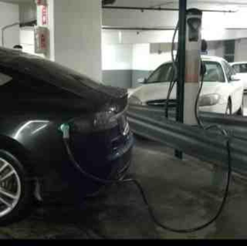 Interpark Public Parking | Chicago, IL | EV Station