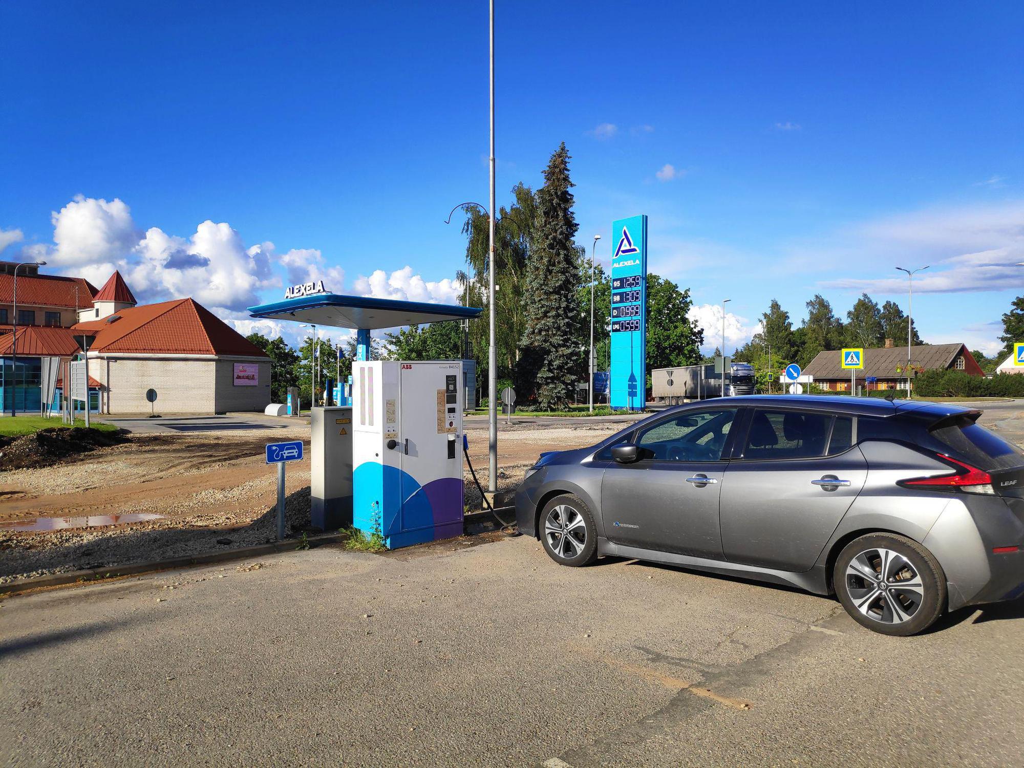 Karksi-Nuia Alexela tankla | Karksi-Nuia, Viljandi maakond | EV Station