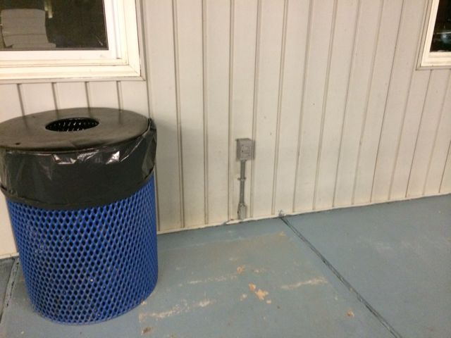 LAZ Fly Premier Valet Parking | Windsor Locks, CT | EV Station