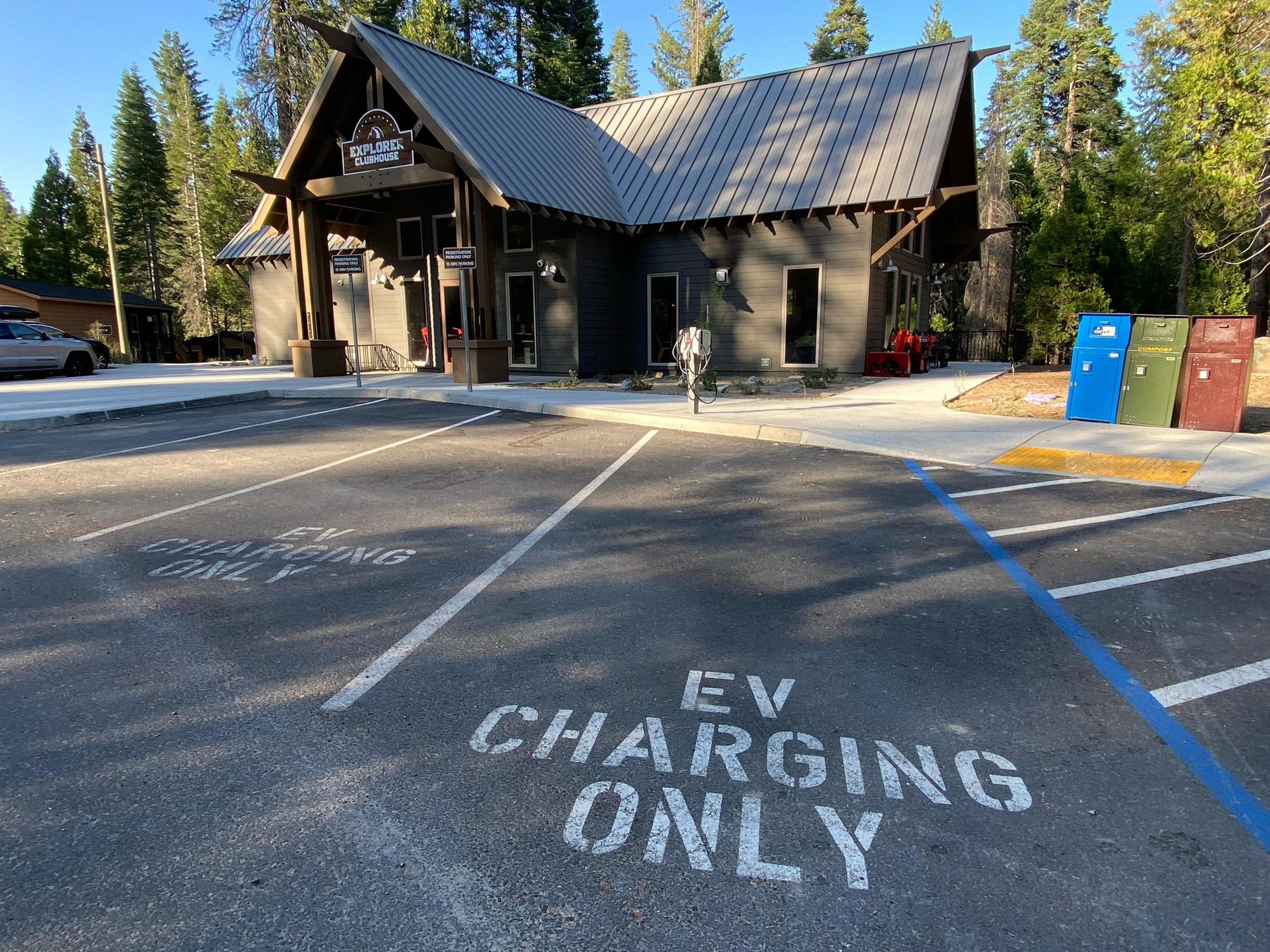 Tenaya Explorer Clubhouse | Fish Camp, CA | EV Station