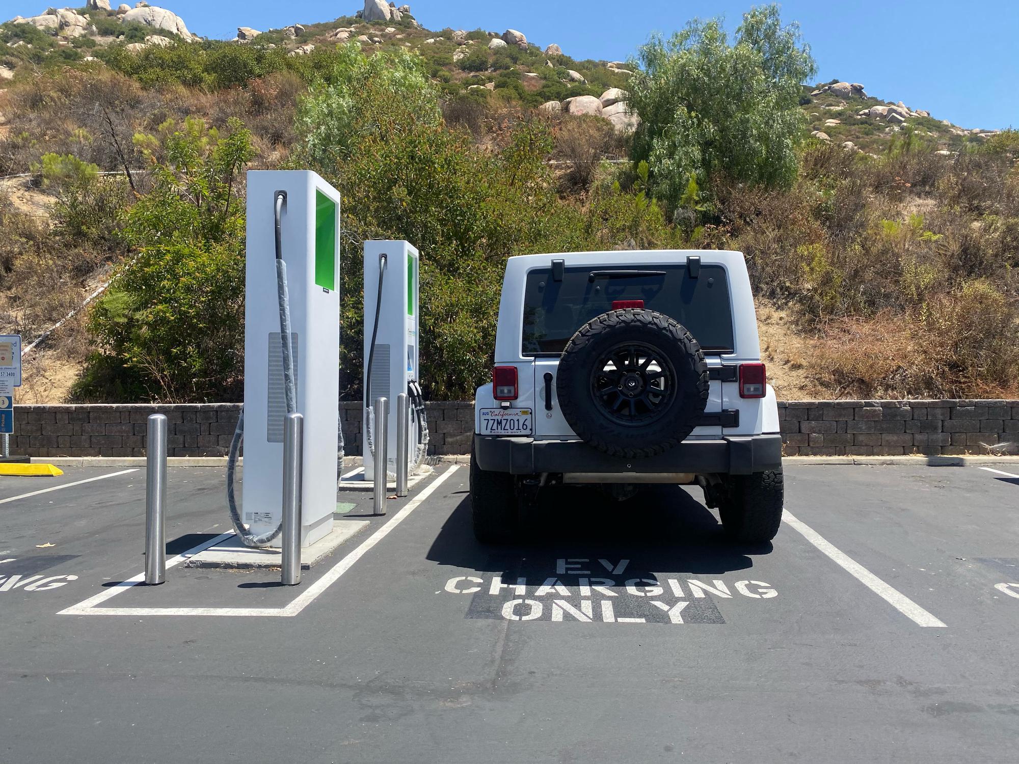 Walmart Supercenter El Cajon | El Cajon, CA | EV Station