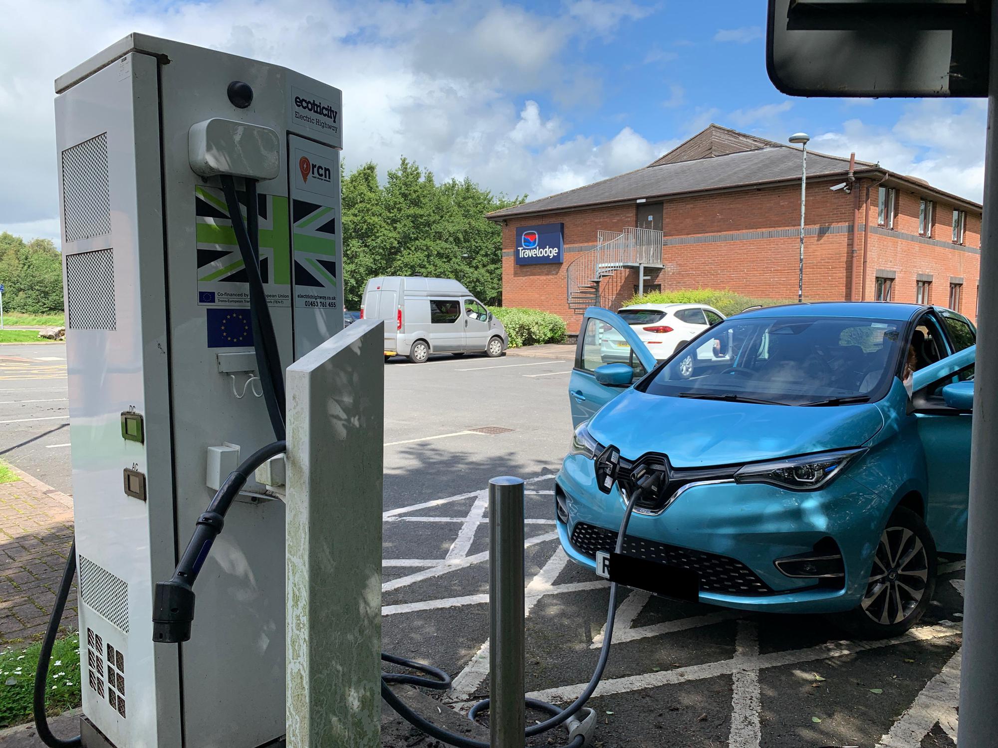 Todhills Southbound Services M6 (1) | M6 between Junction 44 and 45 ...