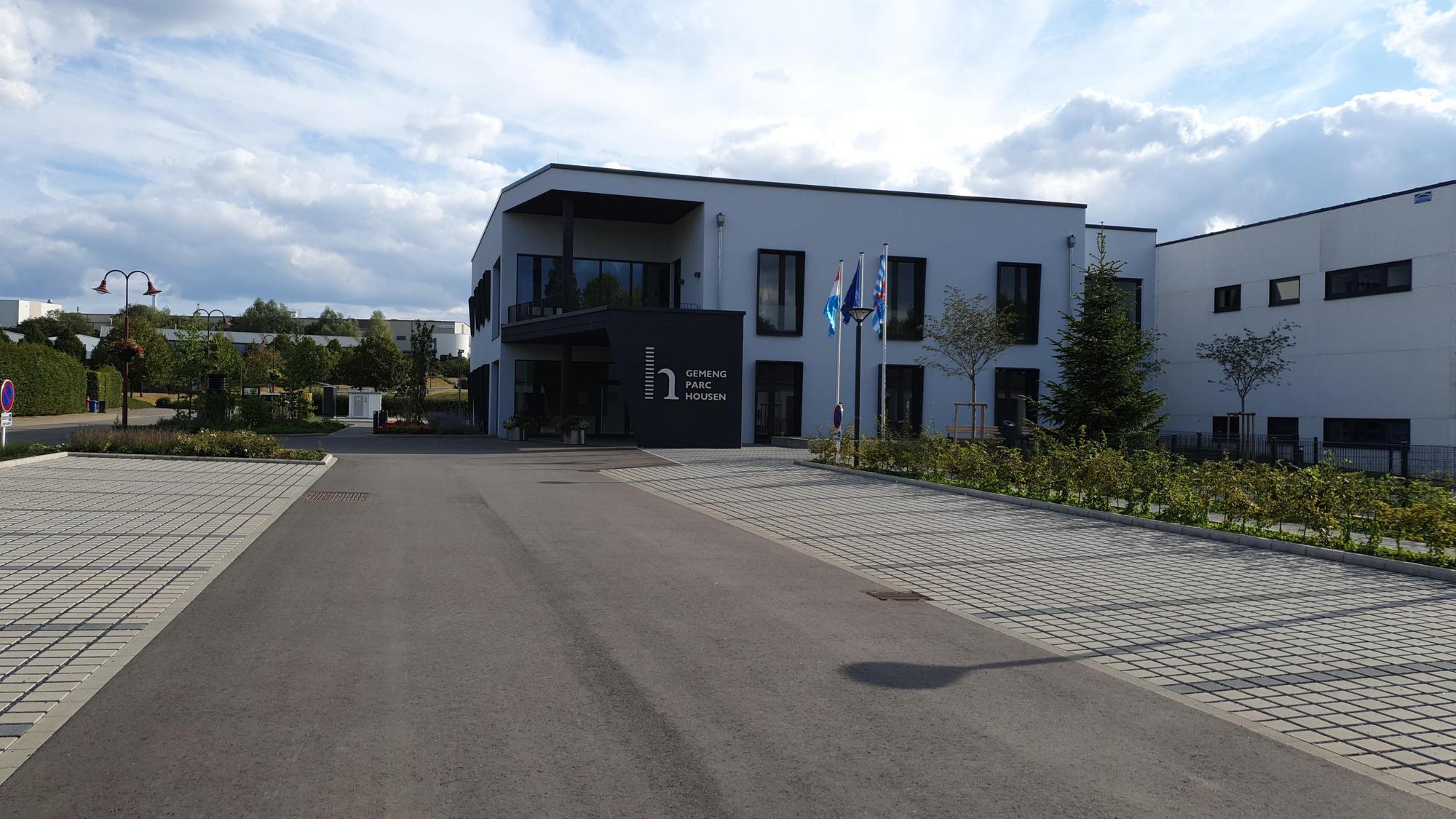 Hosingen Park Town Hall | Parc Hosingen, Kanton Clerf | EV Station