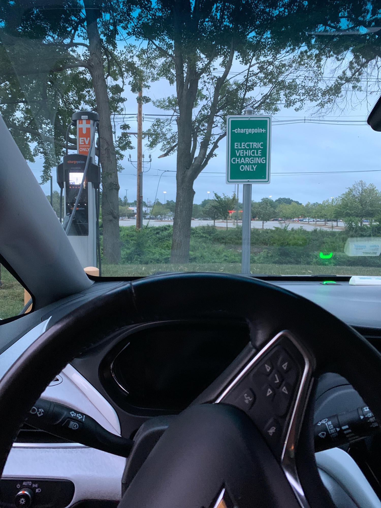 Crosspoint Towers - Public | Lowell, MA | EV Station