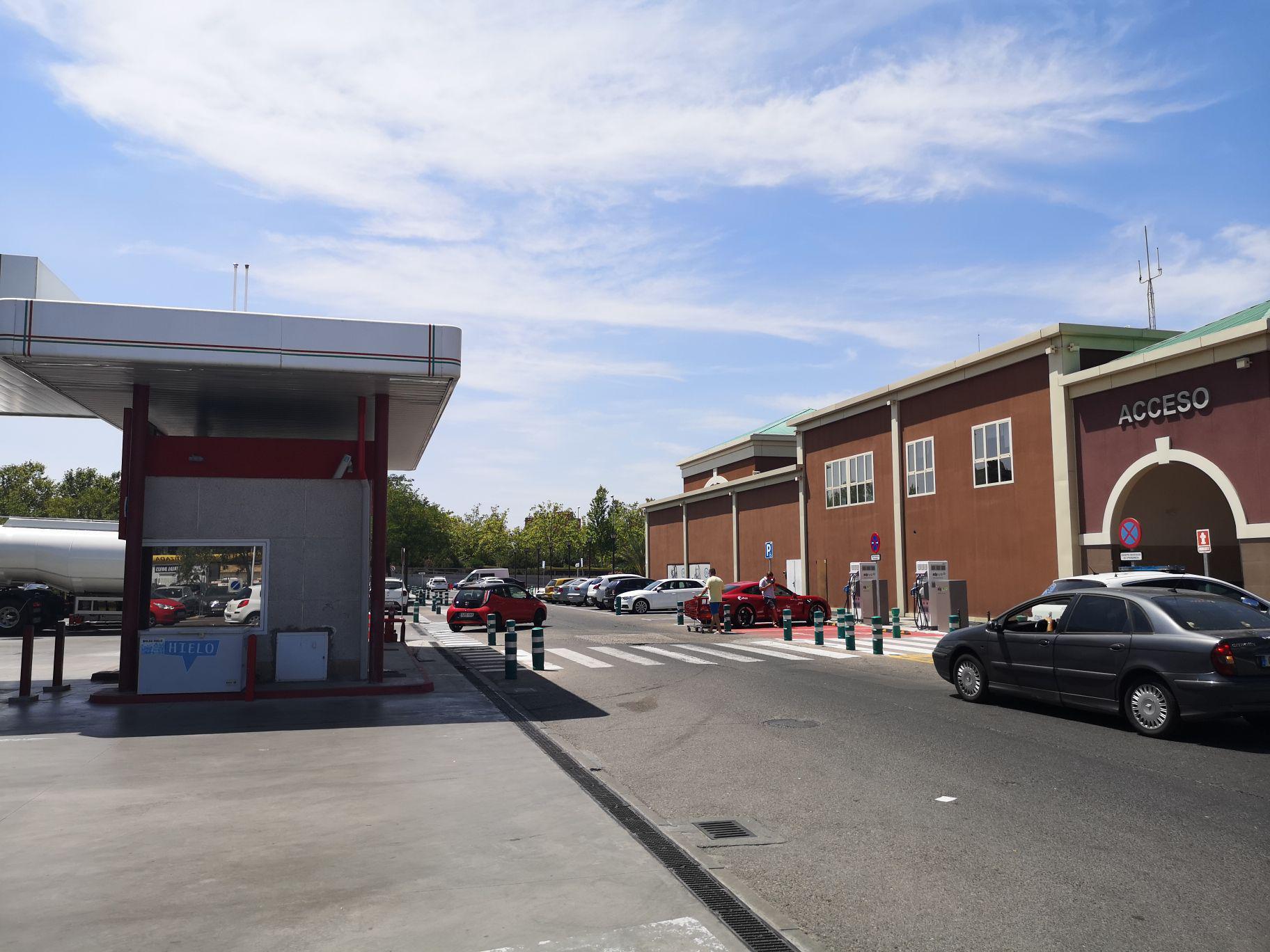 Centro Comercial Plaza Loranca | Fuenlabrada, MD | EV Station