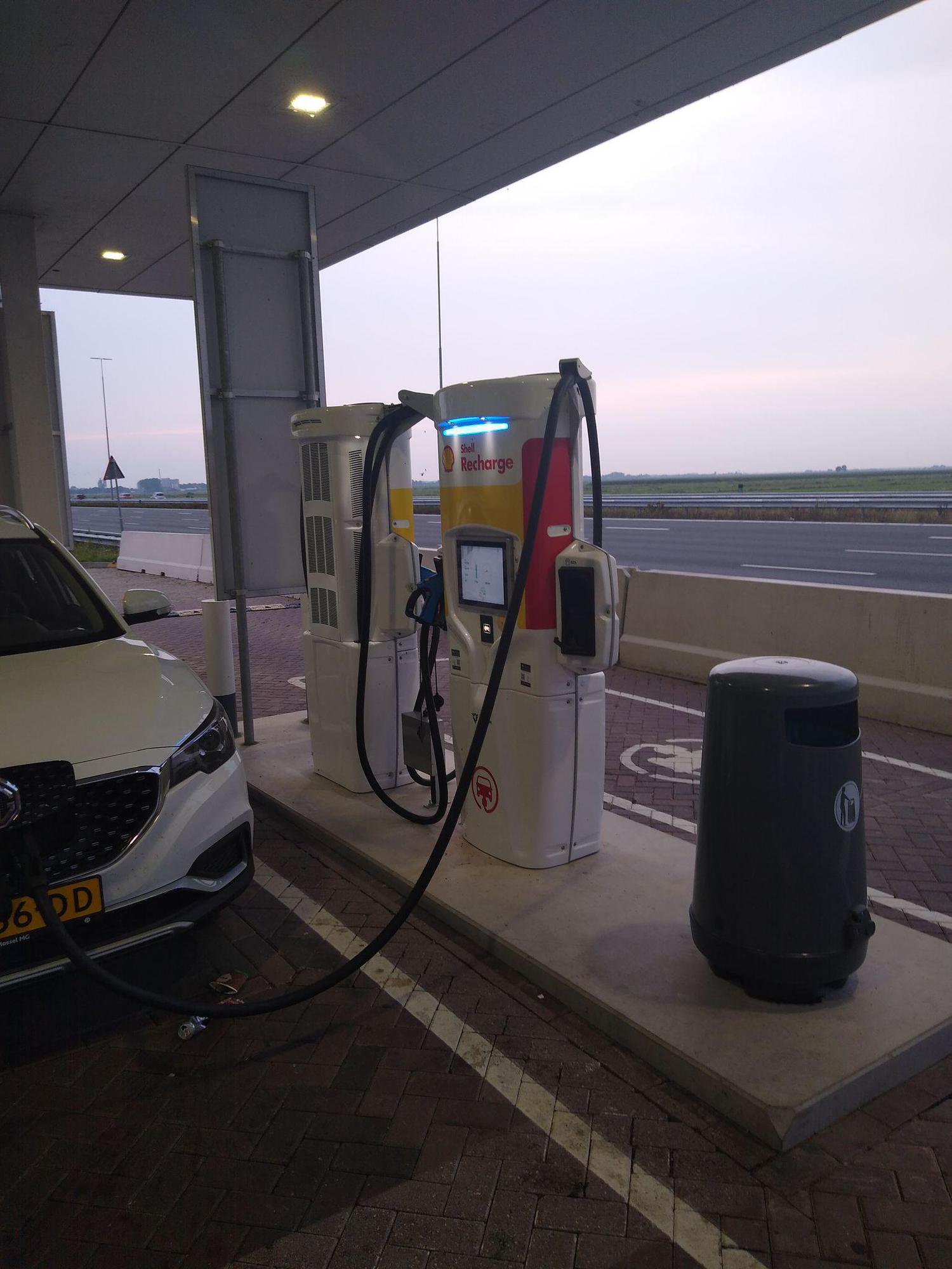 Shell Pompstation | Hoogland, UT | EV Station