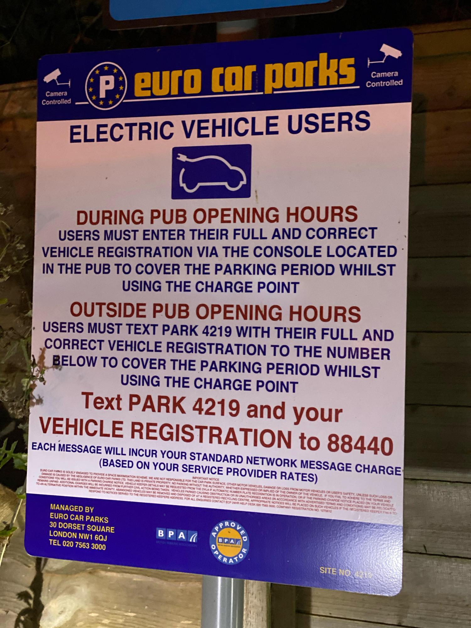 The Red Lion | Handcross, England | EV Station