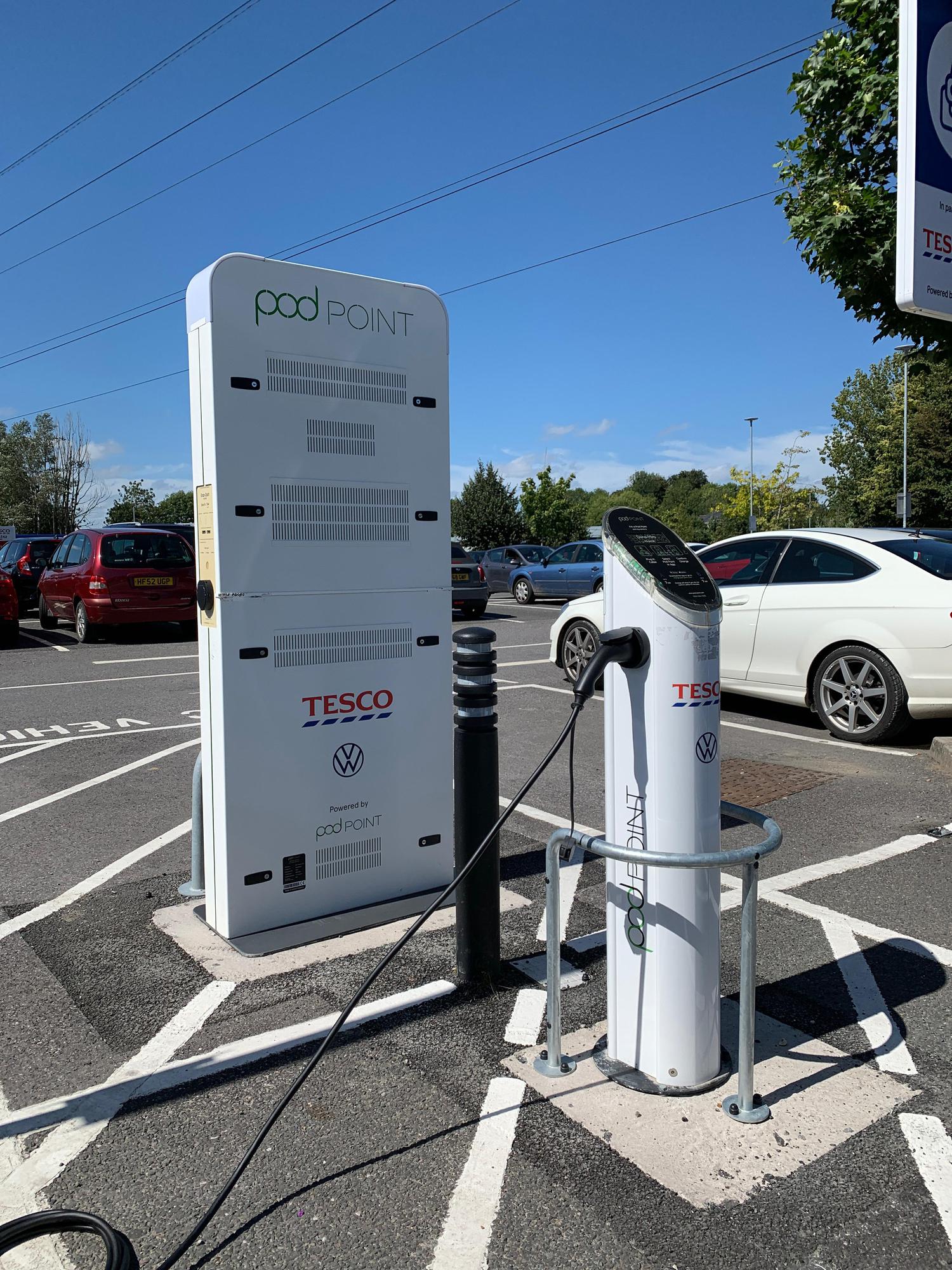 Tesco Extra Andover | River Way, Andover, SP10 1UZ, United Kingdom | EV ...