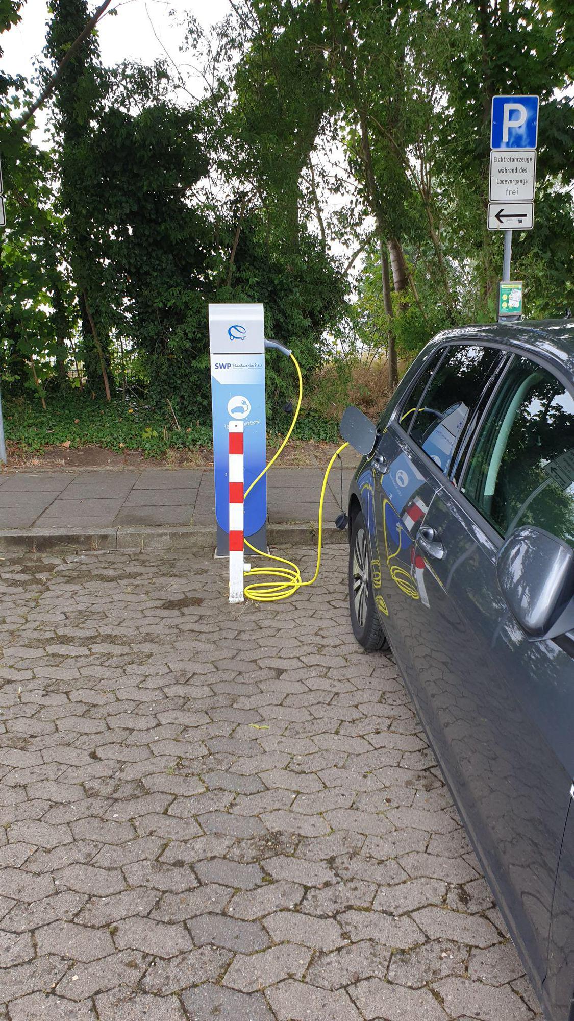 Compleo Charging Technologies GmbH | Plön, SH | EV Station