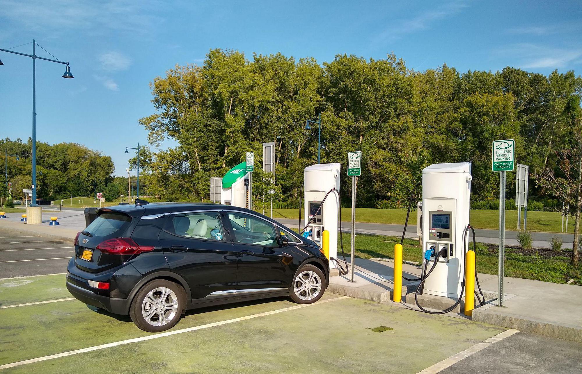 Mohawk Valley Welcome Center | Randall, NY | EV Station