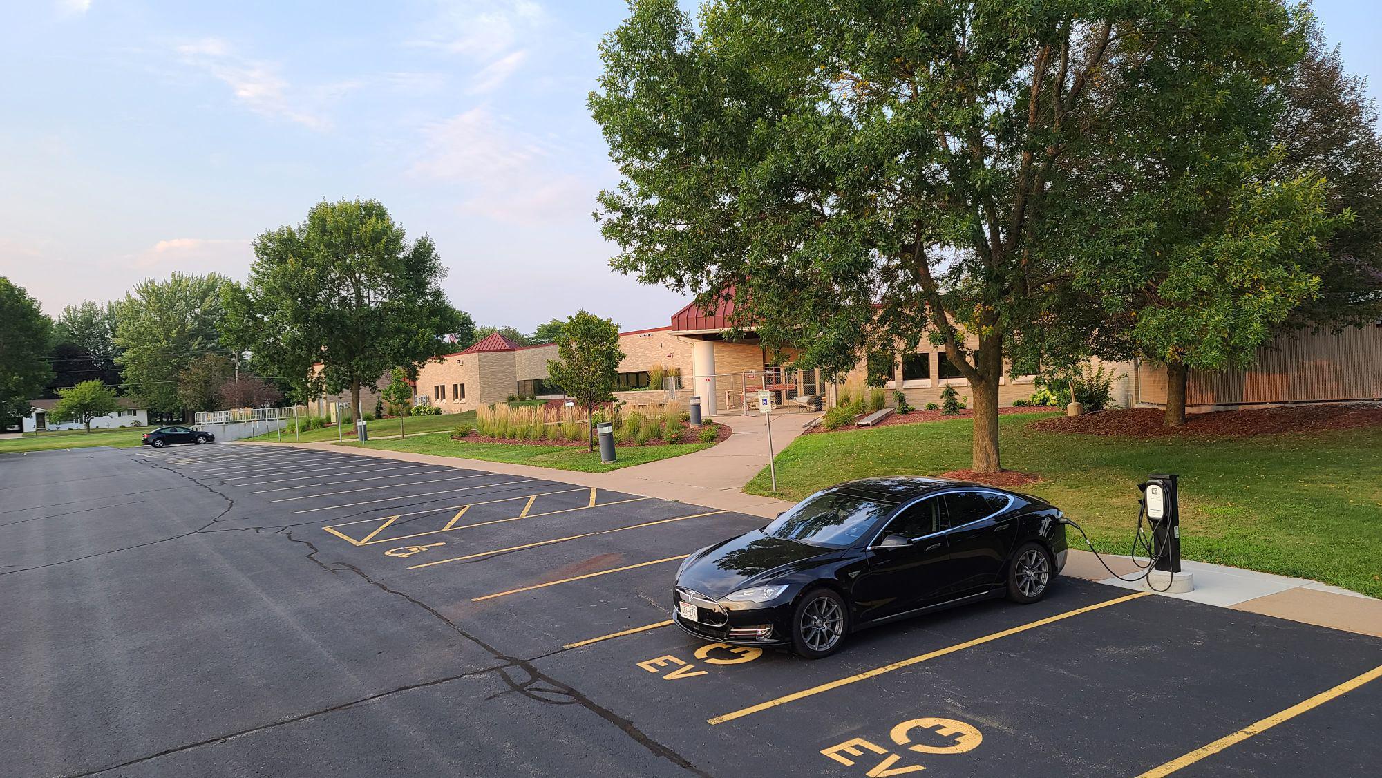 Mid-State Technical College | Marshfield, WI | EV Station