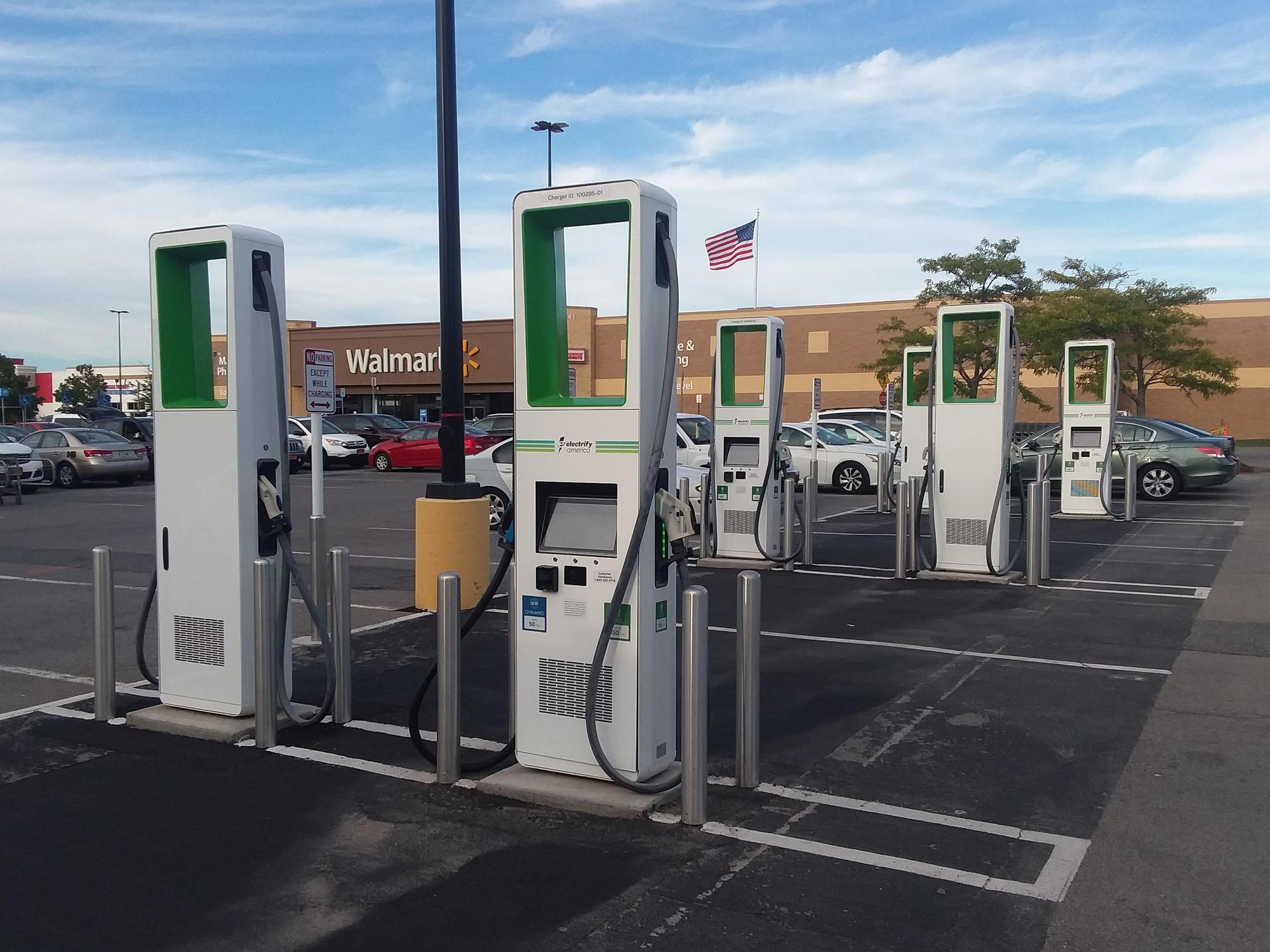 Walmart Supercenter Albany | Albany, NY | EV Station